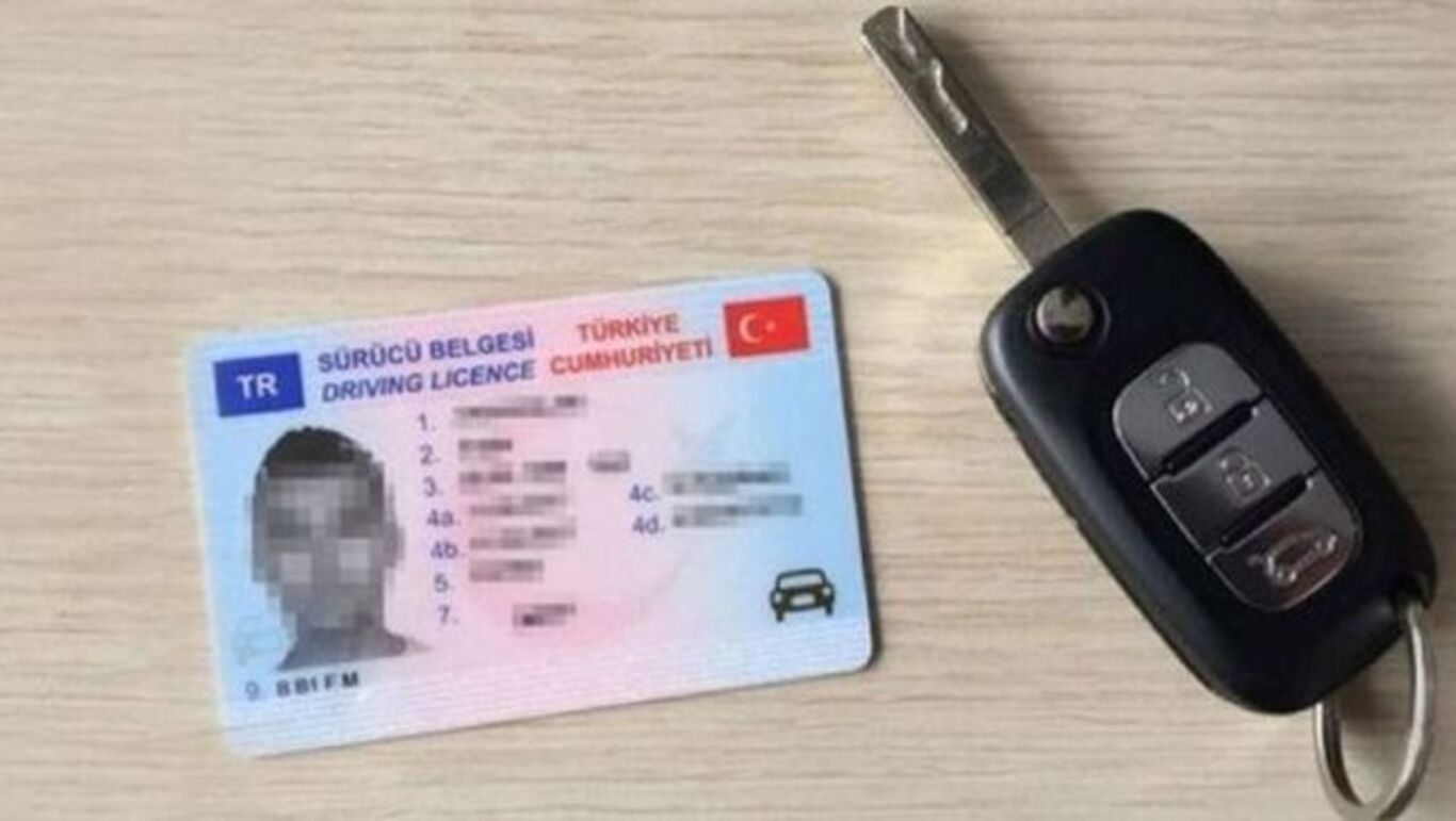 EHLİYET YENİLEME SON GÜN 2024 Ehliyet yenileme ne zaman bitecek