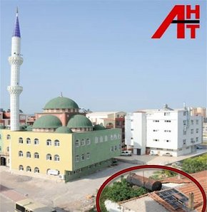 Genelev manzaralı cami!