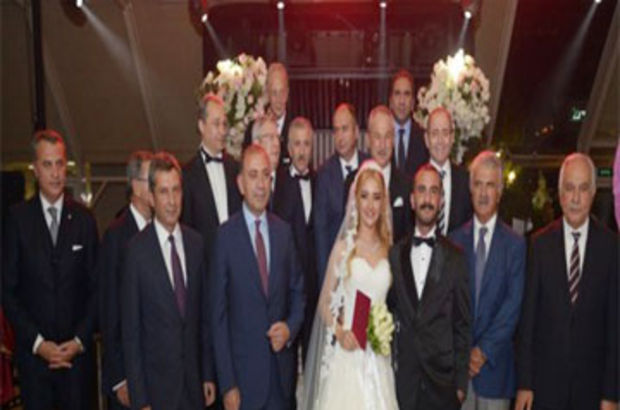 Spor Eski Bakanı Şükrü Erdem'in kızı Ecem, İstanbul Gençlik ve Spor ...