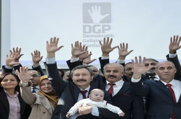 Dün kurulan Demokratik Gelişim Partisi'nden ilk istifa geldi!, Fevzi ...