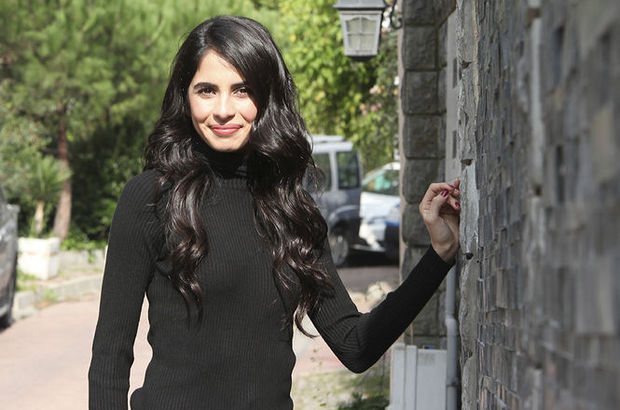 Pick the prettiest Turkish celeb. - AnthroScape