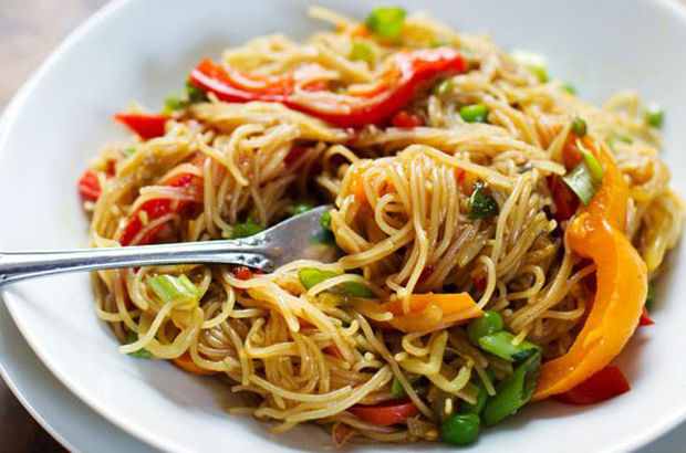 Sebzeli Noodle nasıl yapılır?