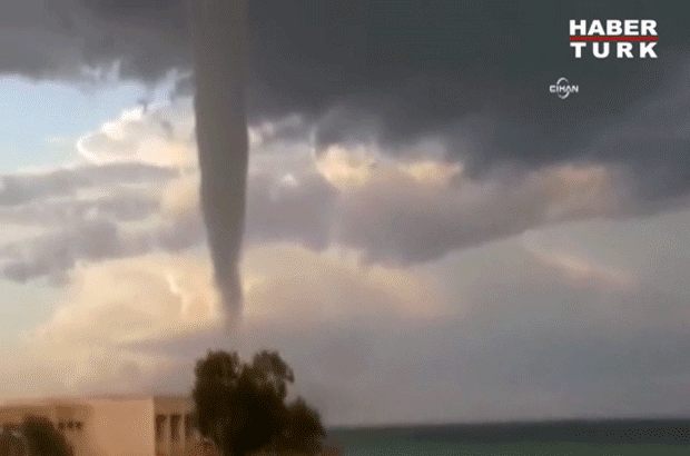 Hatay'da korkutan hortum - Son Dakika Haberleri