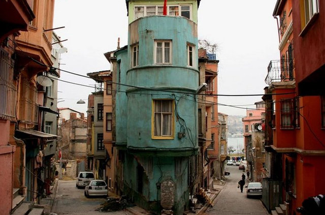 İstanbul semtleri isimlerini nereden alıyor?