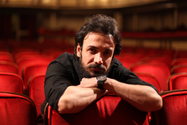 Devrim Evin, Londra’ya yerleşti