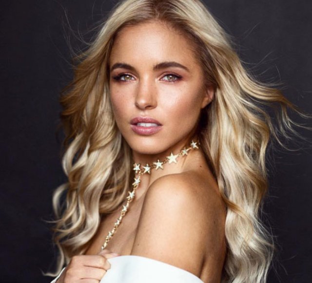 Molly Rogers's Instagram, Twitter & Facebook on IDCrawl