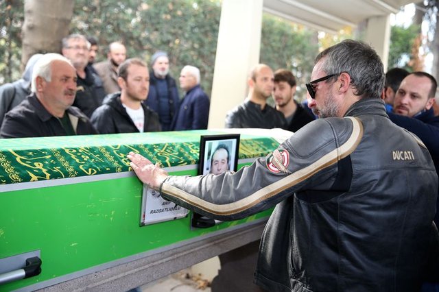 'Tek teker Arif' son yolculuğuna uğurlandı | Son dakika haberleri