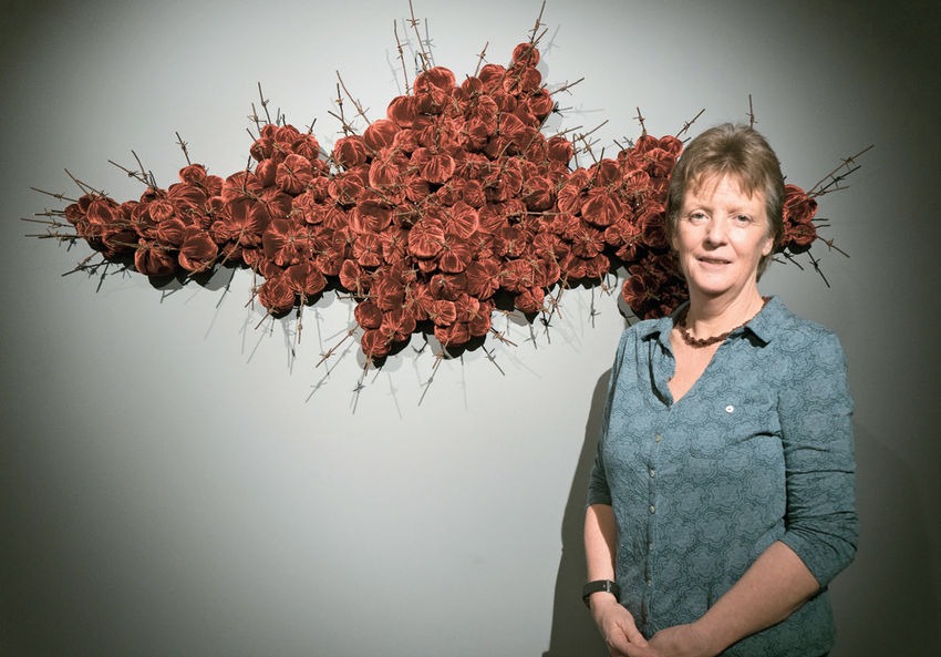 Susie MacMurray’ın Garip Meyve sergisi sanatseverlerle buluşuyor