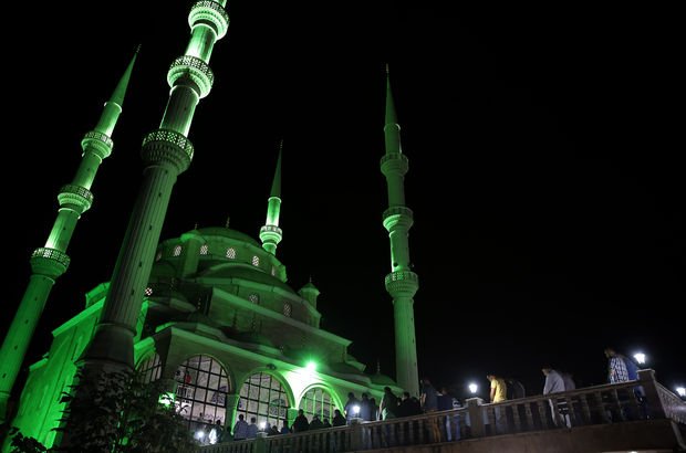 İlk kandil ne zaman? İşte 2018 kandil günleri (Regaip Kandili ne zaman?)