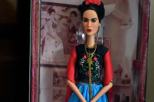 Ünlü ressam Frida Kahlo'nun Barbie bebeği Meksika'da yasaklandı