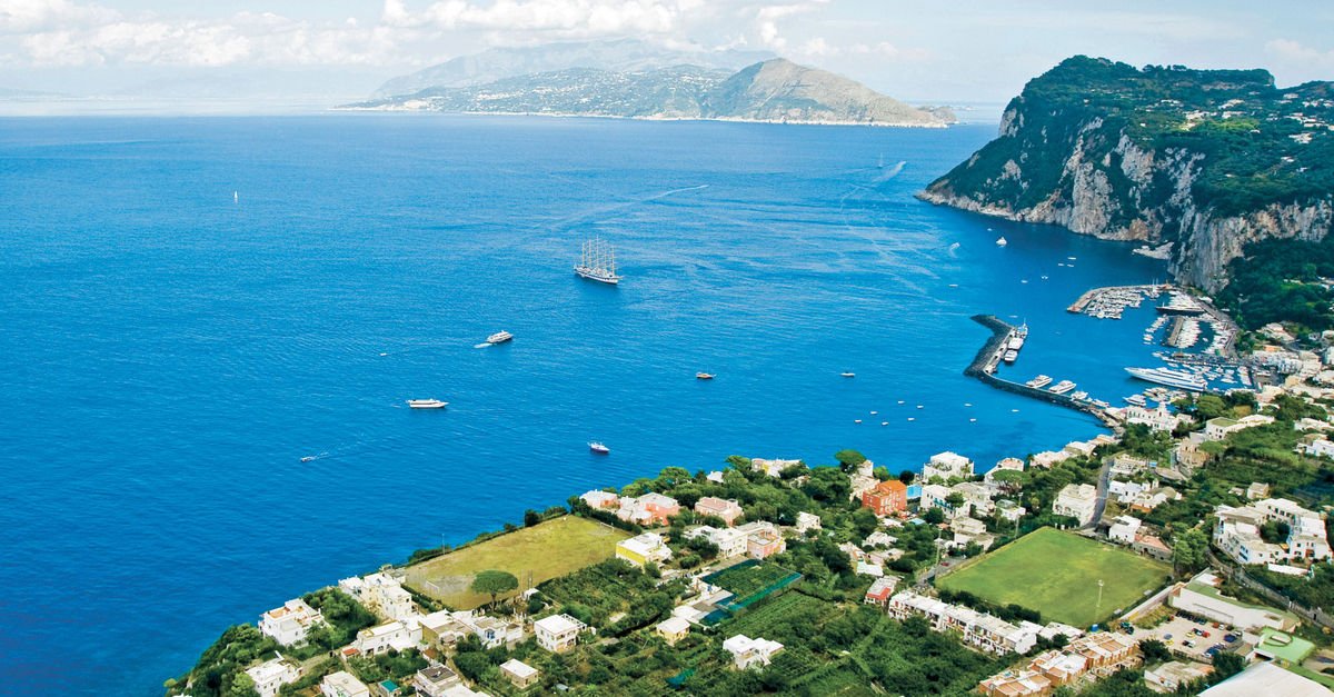 İmparatorların büyük aşkı: Capri! Capri Adası nerede?