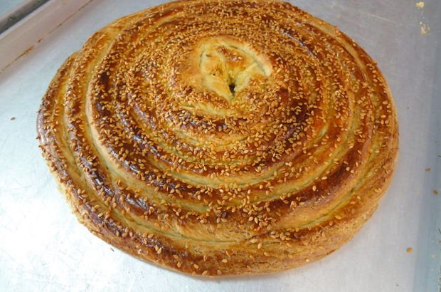 Tahinli çörek tarifi ve kalorisi: Pastane çöreği nasıl yapılır? Tahin ...