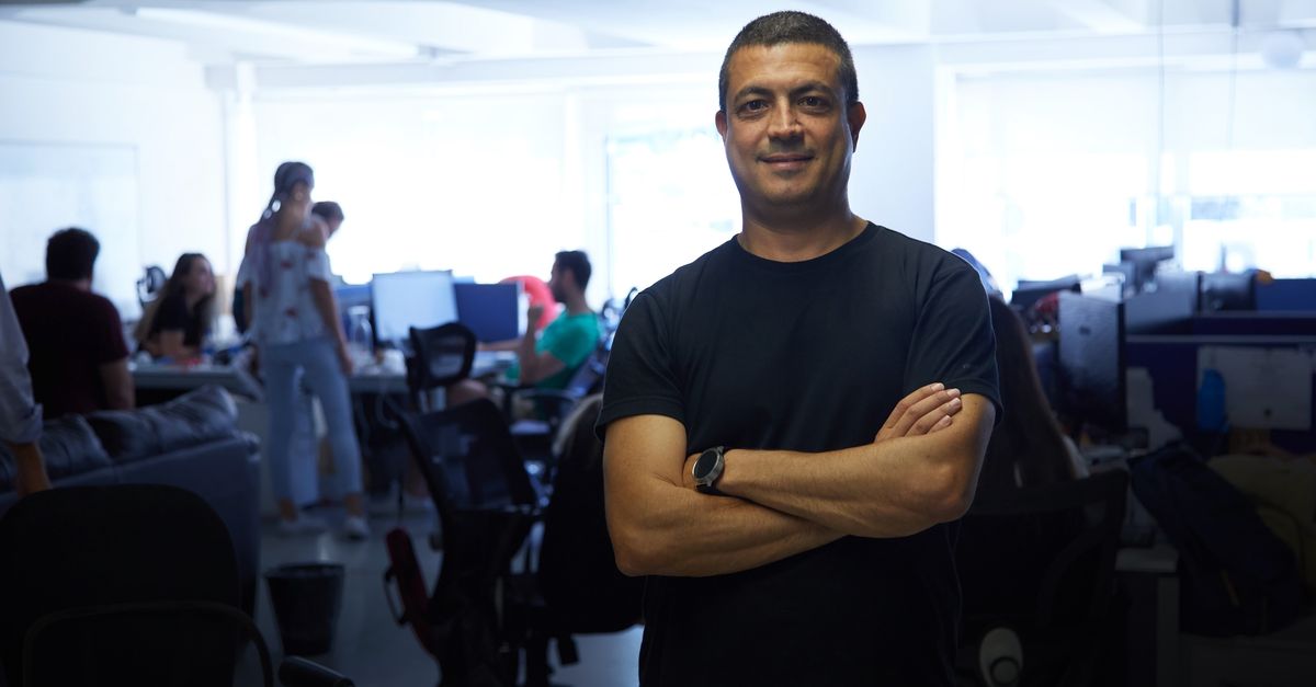 SEM global hedeflerle bölgeye açılıyor