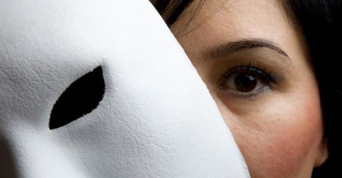 Mitomani nedir? Mitomani hastalığı neden olur? Tedavisi nasıl yapılır ...