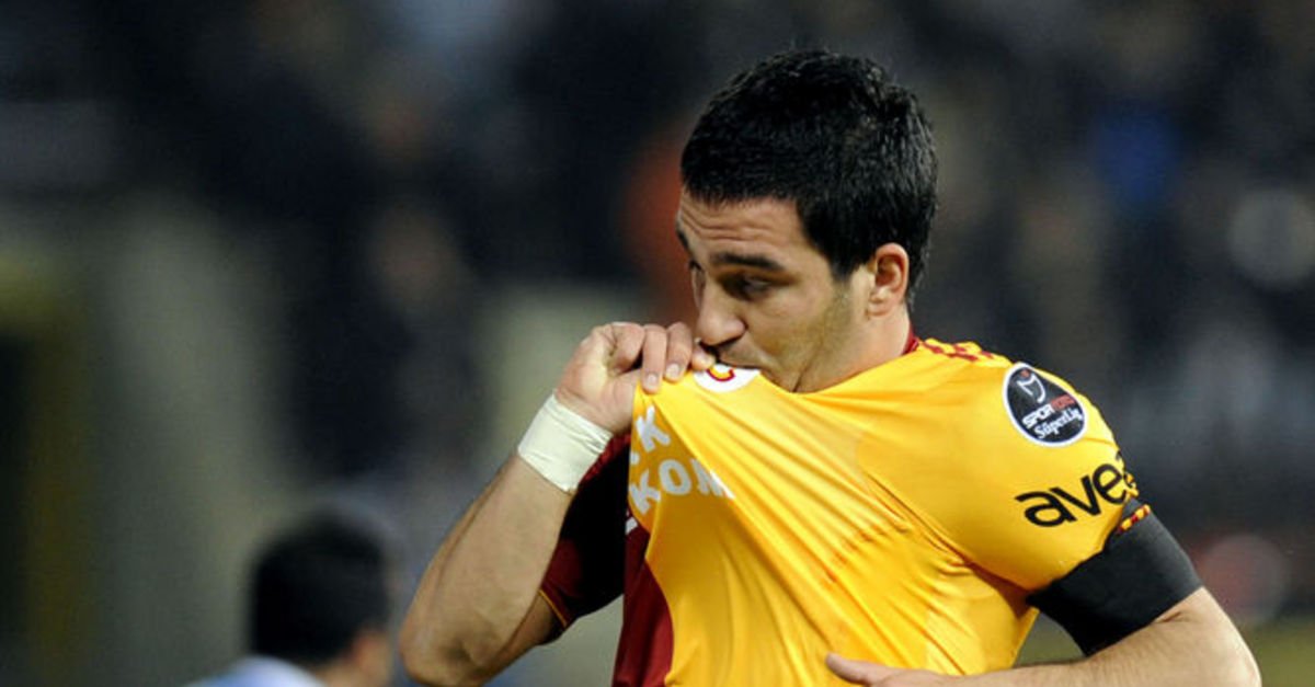 Arda Turan 9 yıl sonra Galatasaray'da