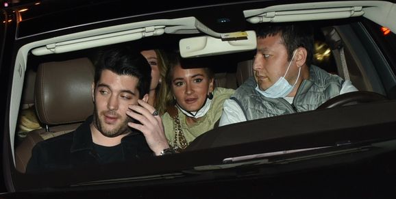 Feryal Gülman ile Kemal Gülman'ın oğlu Aslan Gülman gecelerde ...