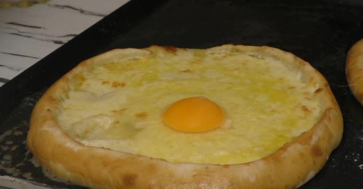 Trabzon yağlı pide nasıl yapılır? Trabzon yağlı pide yapılışı ve ...
