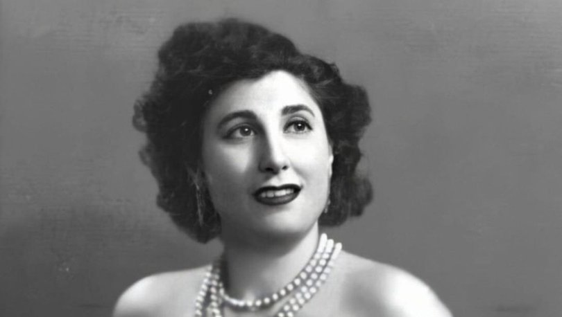 Müzeyyen Senar anılıyor