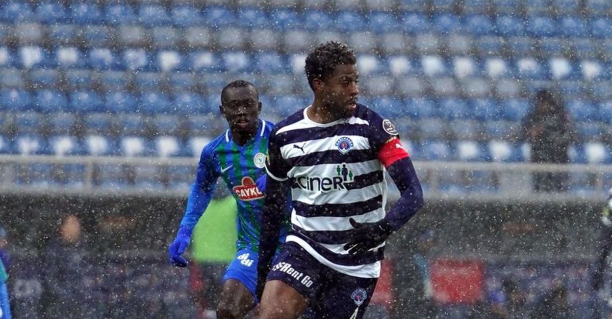 Kasımpaşa’da Ryan Donk'tan dalya - Kasımpaşa Haberleri