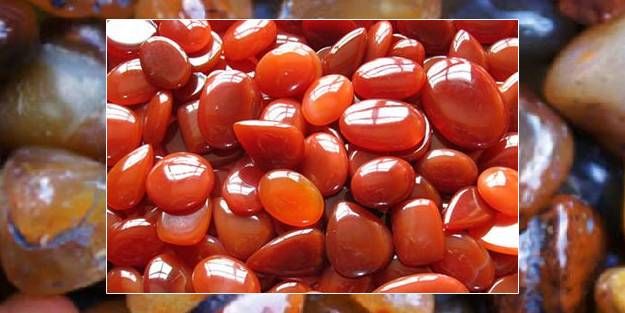 Akik Taşı Nedir ve Ne İşe Yarar? Akik Taşı Özellikleri, Faydaları ve ...