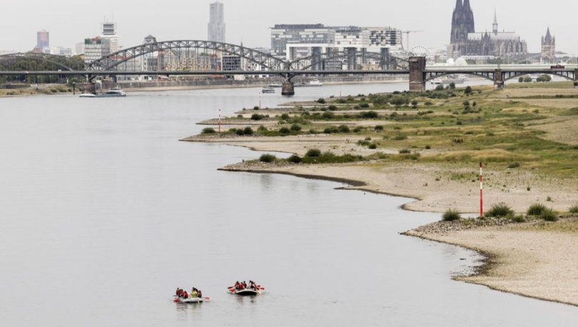Almanya’da aşırı sıcaklar Ren Nehri'ni kurutuyor: Nehir taşımacılığı ...