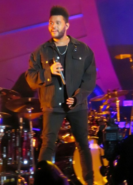 The Weeknd konser esnasında sesini kaybetti - Magazin haberleri