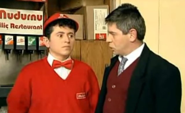 Yıllar ona da acımadı! Kaygısızlar'ın Eleman'ı Yalçın Avşar'ı bir de ...