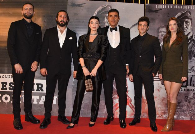 'Komutan' filminin galası gerçekleşti - Magazin haberleri