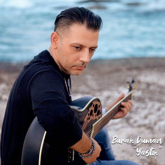 Burak Duman'dan 'Yastık' - Magazin haberleri