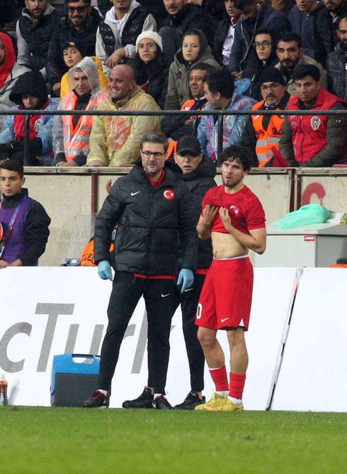 Ferdi Kadıoğlu'nun durumu belli oldu! - Fenerbahçe Haberleri