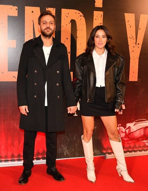 'Kendi Yolumda' filminin galasına ünlü akını; Cem Yılmaz, Can Bonomo ...