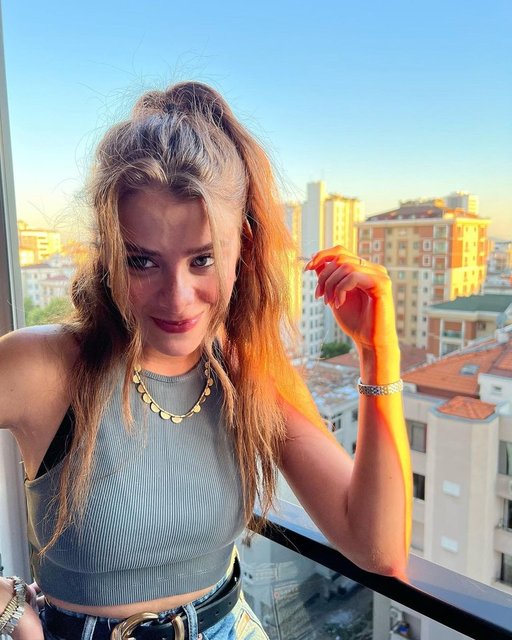 İlayda Alişan imaj değiştirdi! Ünlü oyuncunun son hali takipçilerini ...