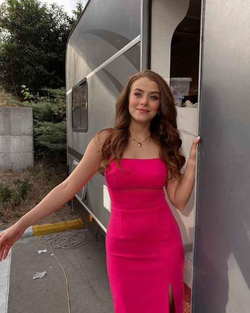 İlayda Alişan imaj değiştirdi! Ünlü oyuncunun son hali takipçilerini ...