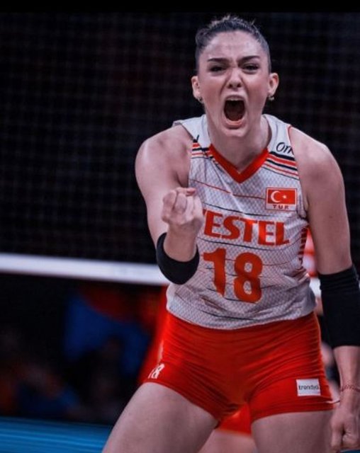 Zehra Güneş sosyal medya kullanıcıları tarafından eleştiri yağmuruna tutuldu! Yaptığı hareket ...