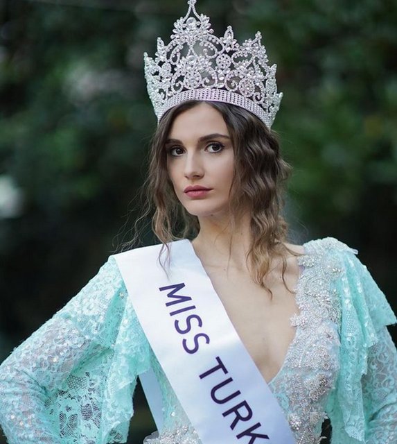 Miss Turkey güzeli Aslı Sümen aşkını ilan etti - Magazin haberleri
