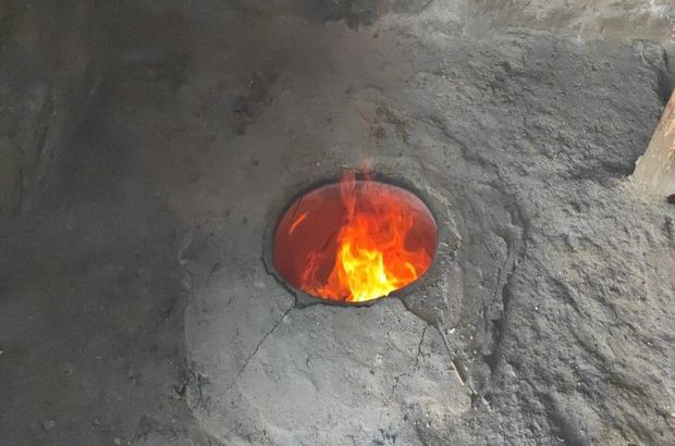 Kırsaldaki kadını bekleyen tehlike! Tandırda yakılan tezek hasta ediyor ...