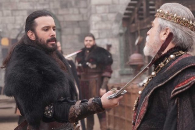 Tuğrul Bey ne zaman ve nasıl öldü? Alpaslan Büyük Selçuklu Tuğrul Bey ...