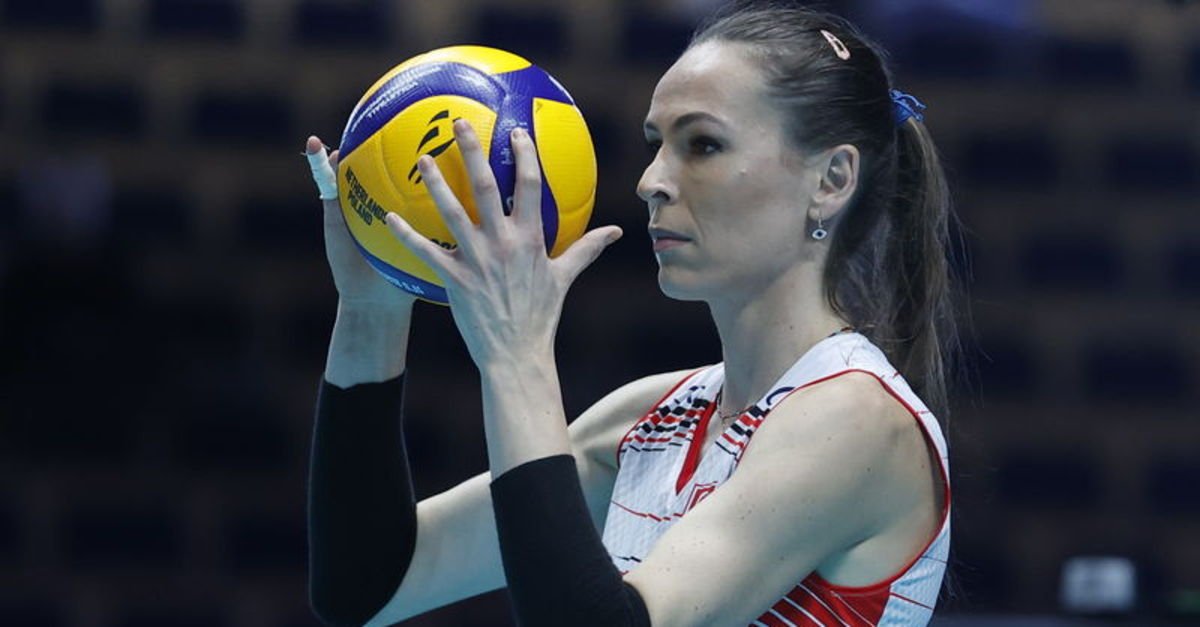 Milli voleybolcu Eda Erdem Dündar, zatürreye yakalandı - Voleybol Haberleri
