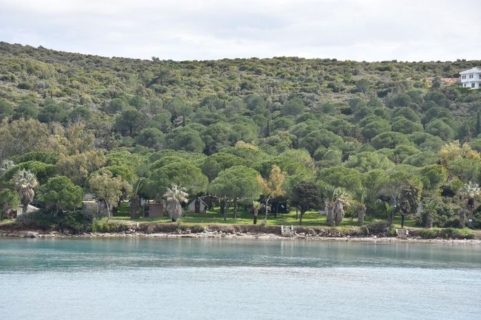 Paşalimanı Koyu'ndaki arsaya ihtiyati tedbir kararı