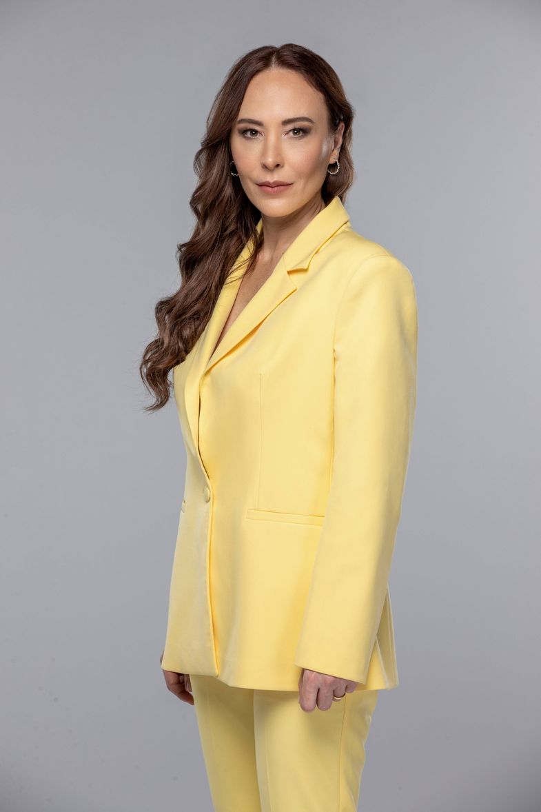 Ahu Sungur: İnsanların gerçek hayat hikâyelerine dokunmak büyük sorumluluk