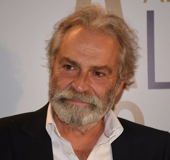 Ekin Koç: Haluk Bilginer ile oynamak hayalim - Magazin haberleri