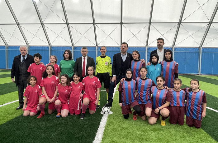 Sultanbeyli 100. Yıl Spor Kompleksi açıldı