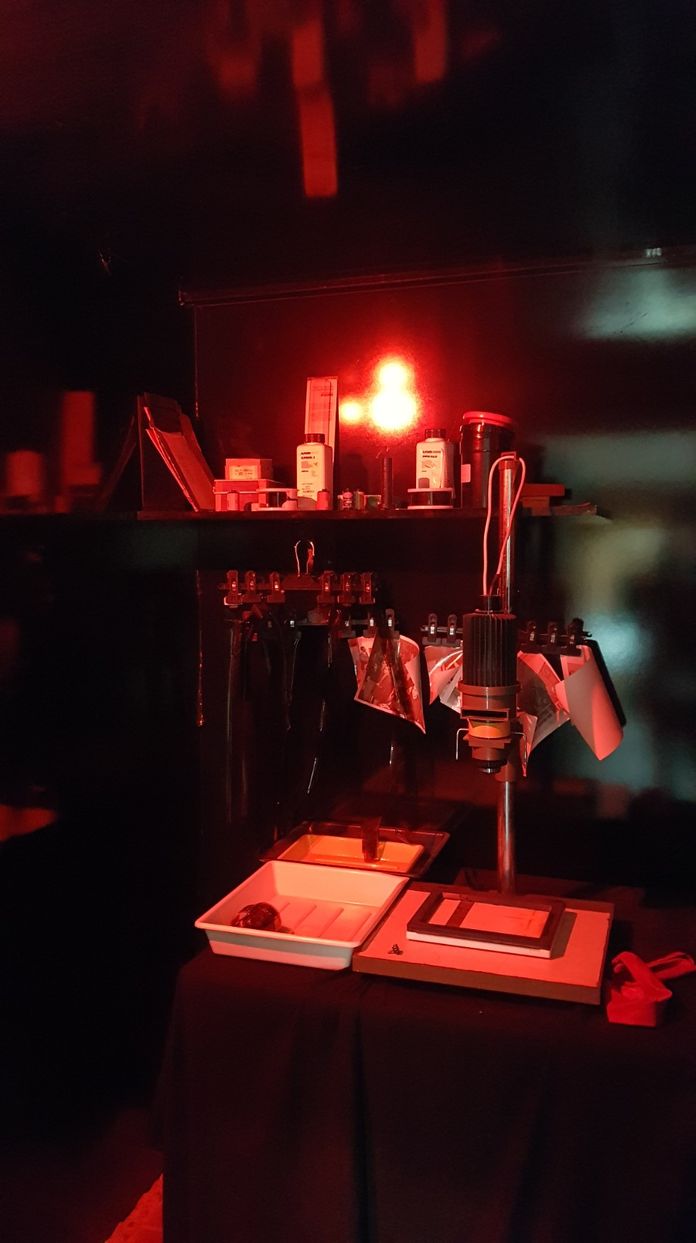 Müzede bir selfie makinesi... Güzeli mi çekiyoruz, çektiğimizi mi güzel ...