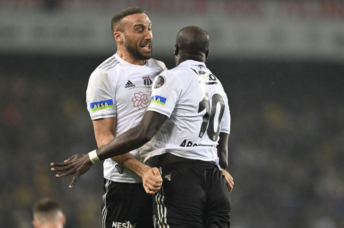 CANLI YAYIN! Fenerbahçe - Beşiktaş maçı canlı skor: FB BJK maçı kaç kaç ...
