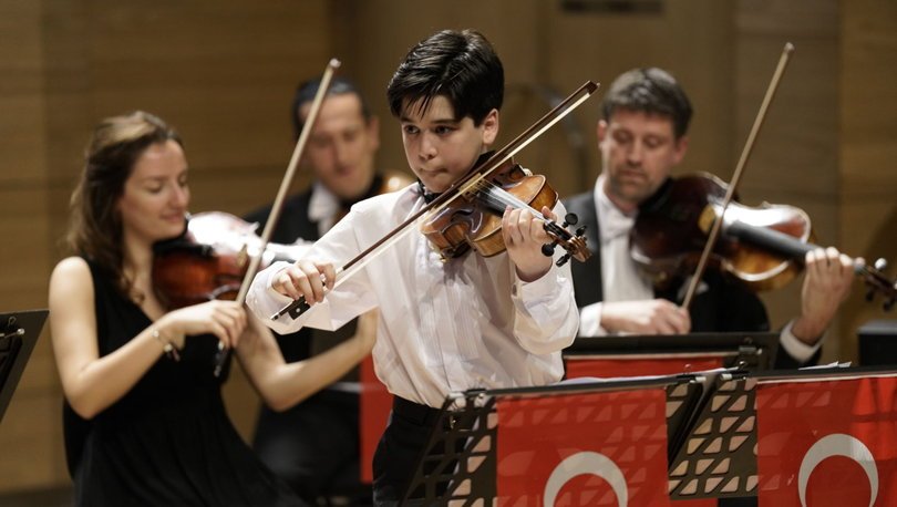 CSO 23 Nisan'ı Atahan Dinç ile kutladı