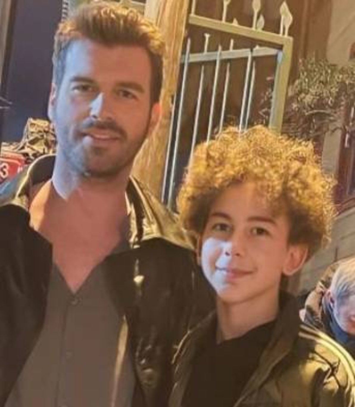 'Hadi Be Oğlum' filminden sonra Kıvanç Tatlıtuğ ile Alihan Türkdemir ...