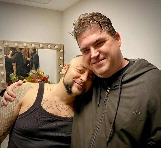 Işık Tolgay, işletmeden sahnelere geçiş yaptı