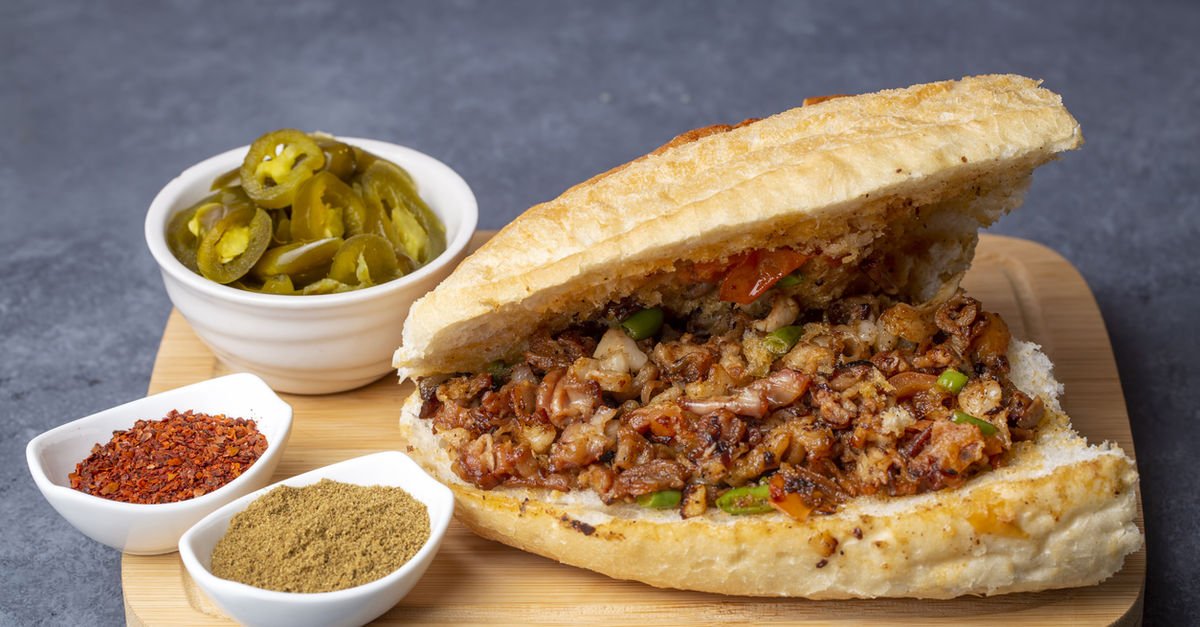 Kokoreç Nedir, Neyden Yapılır? Kokoreç Hayvanın Neresi?