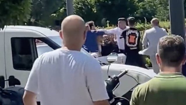 MasterChef Danilo Zanna'ya saldırı! İtalyan Şef Danilo Zanna'ya ne oldu ... MasterChef Danilo Zanna'ya saldırı! İtalyan Şef Danilo Zanna'ya ne oldu ...