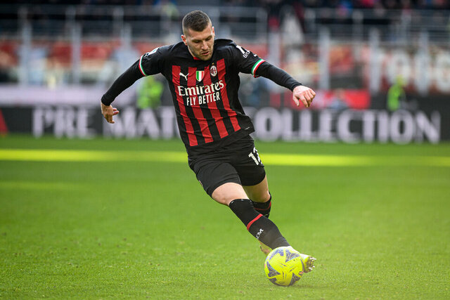 Son dakika transfer haberi: Ante Rebic Beşiktaş için geliyor ... Son dakika transfer haberi: Ante Rebic Beşiktaş için geliyor ...
